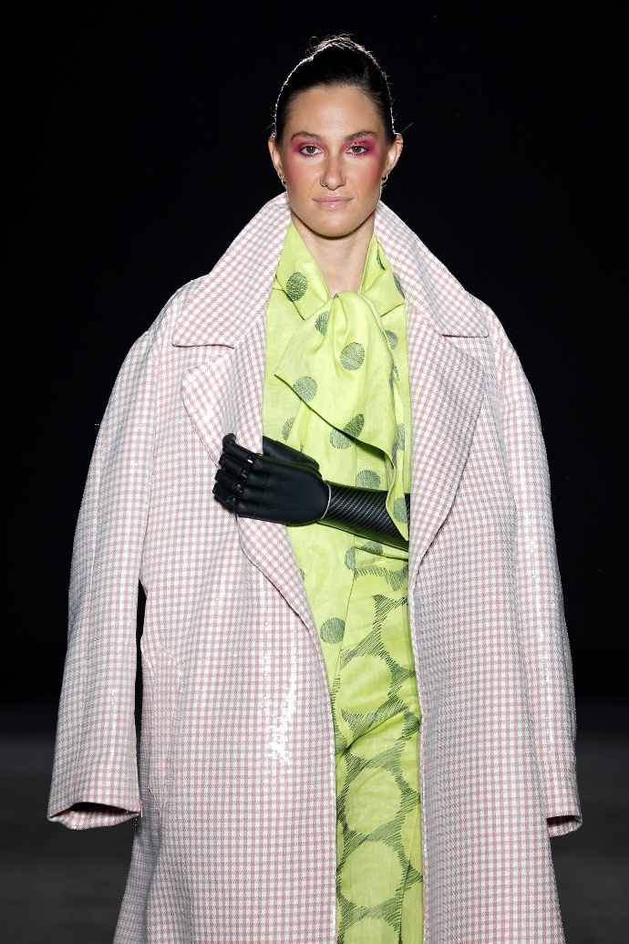 Moda adaptativa e inclusiva para personas con discapacidad