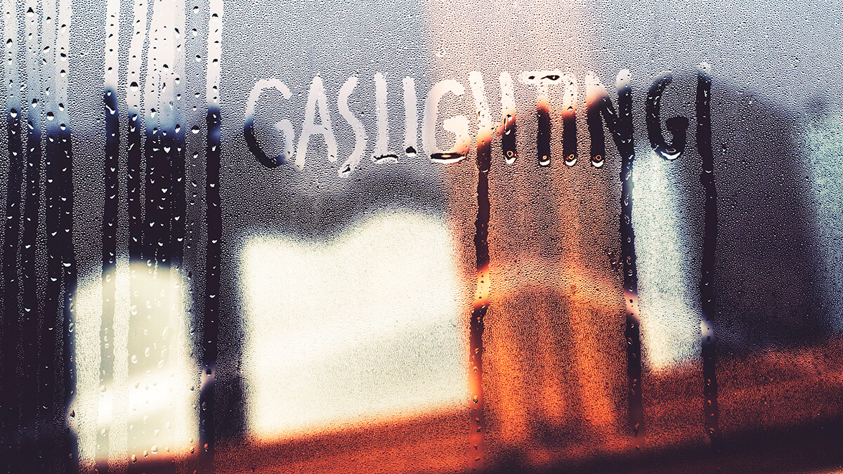 Gaslighting: Qué es y Cómo se manifiesta en tu vida cotidiana