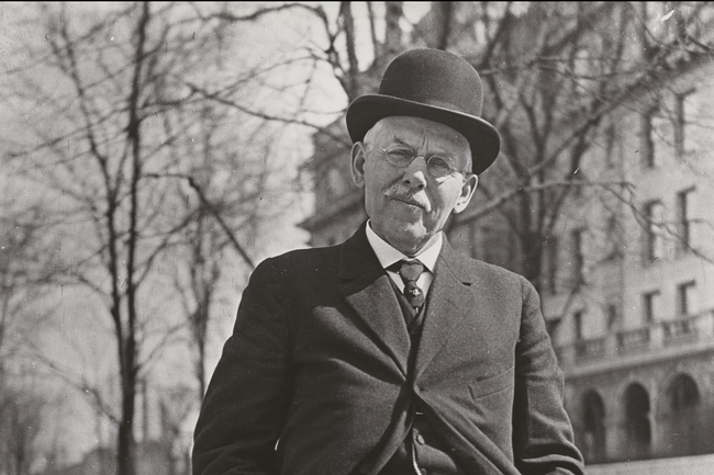 Jacob Riis, el fotógrafo que acabó con los 'tenements'