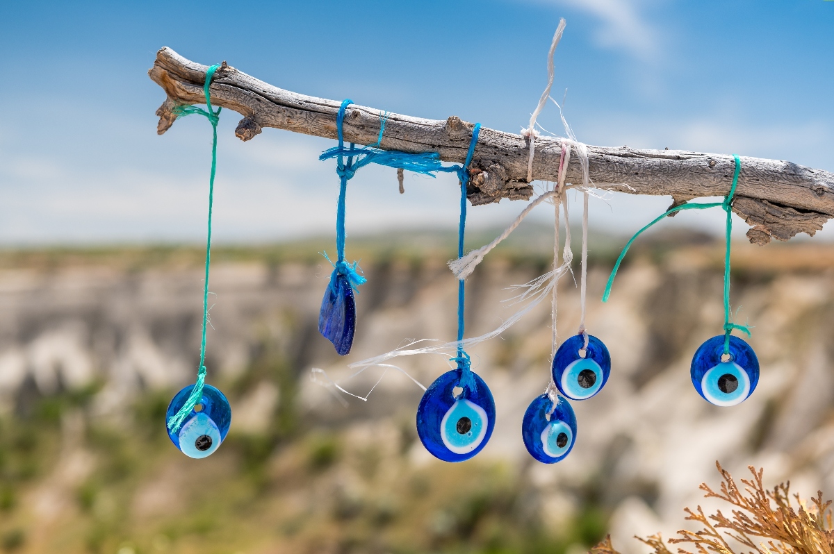 Ojo Turco: amuleto milenario contra el mal de ojo