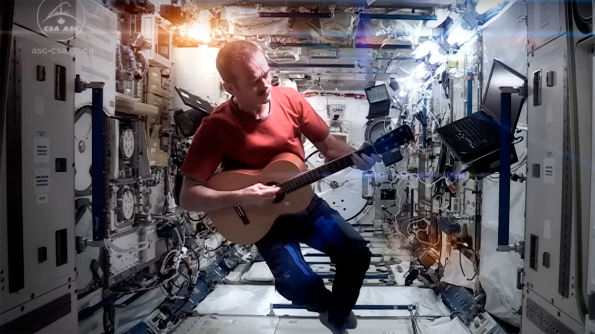 El regalito del viernes hace sonar la música en el espacio